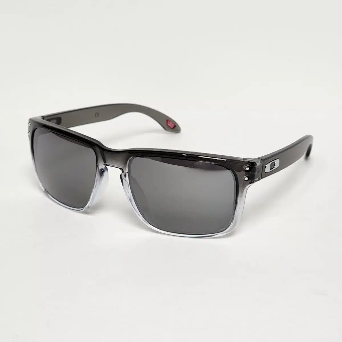 Oakley OO9102-0255 (Holbrook) - Eye 2 Eye Optical